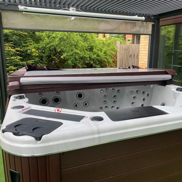 St Lucia 8 Person Hot Tub Spa | Premier Hot Tubs
